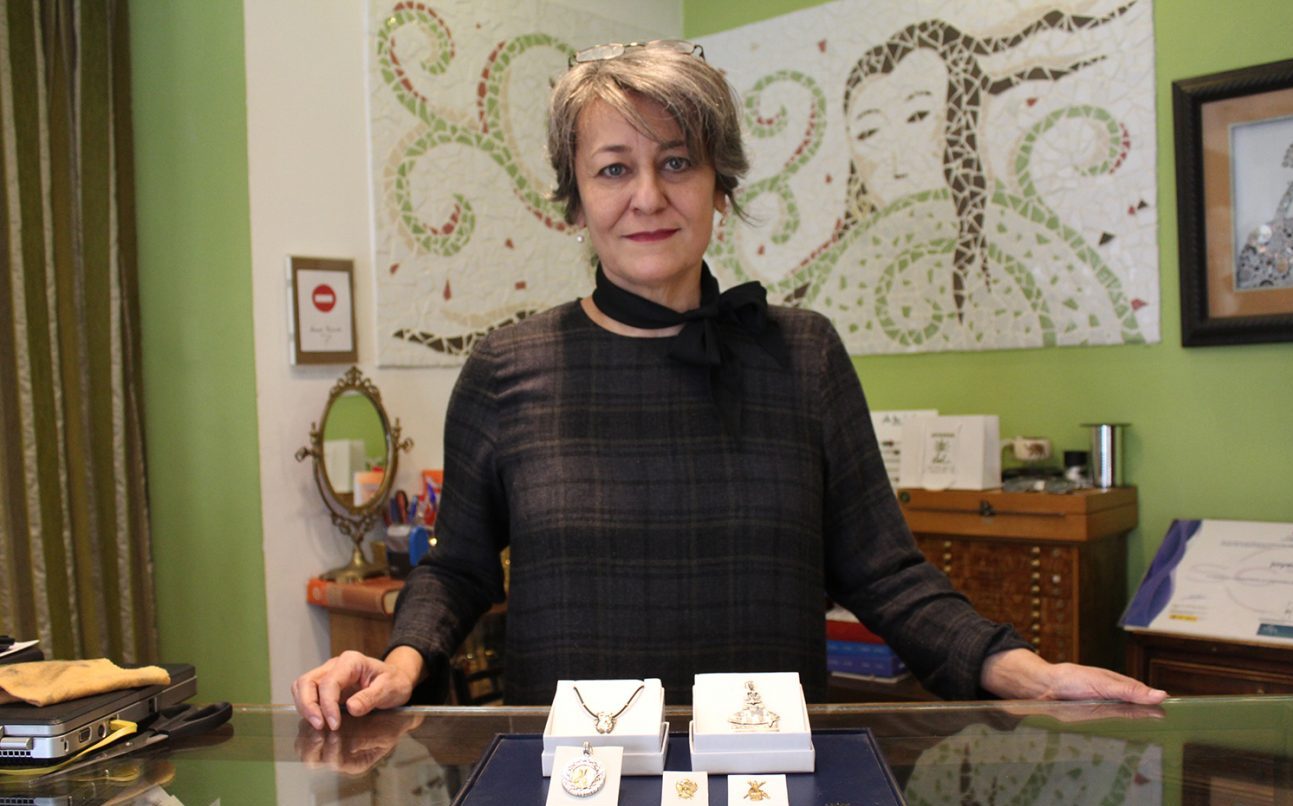 Francisca Soler: la orfebre de los Soles de Oro – VERA INFORMACIÓN